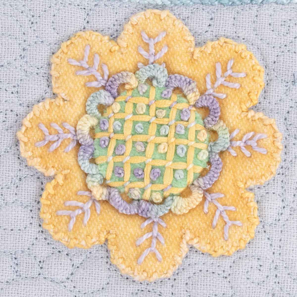 Spring Flower Applique: Circle Design #3 - Colour Complements