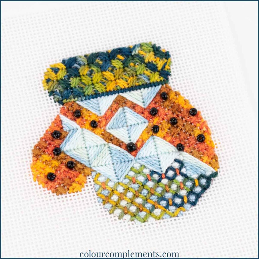 Using An Alternating Mosaic Stitch For Needlepoint |Colour Complements