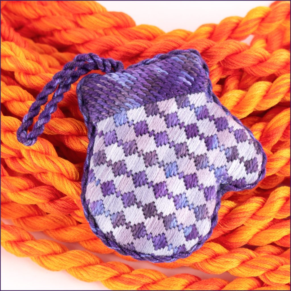 A Look At Our Star Mitten | 12 Months Of Mittens |Colour Complements